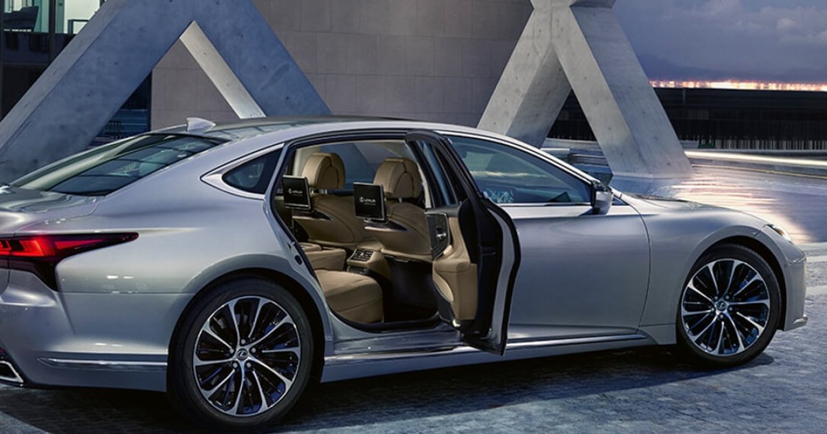 Сравнение Lexus LS и Audi A8 — Karachun